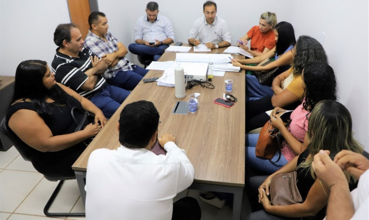 Wagner confirma reajuste aos professores, mas ressalta que todos já ...